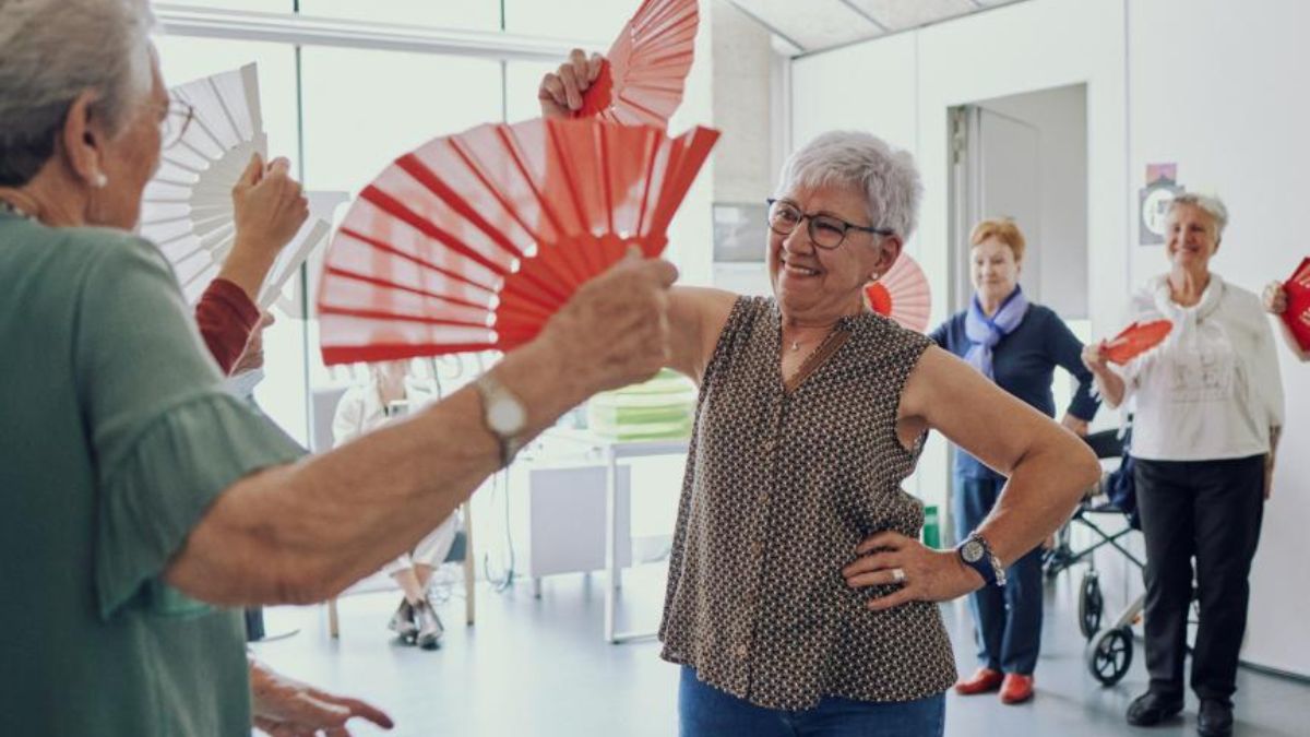 Fundación La Caixa: personas mayores participan en talleres saludables