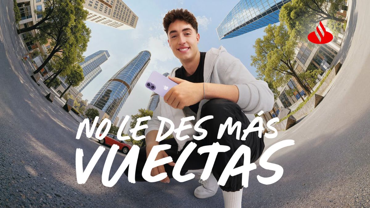 Nueva campaña del Santander con el youtuber Plex como protagonista